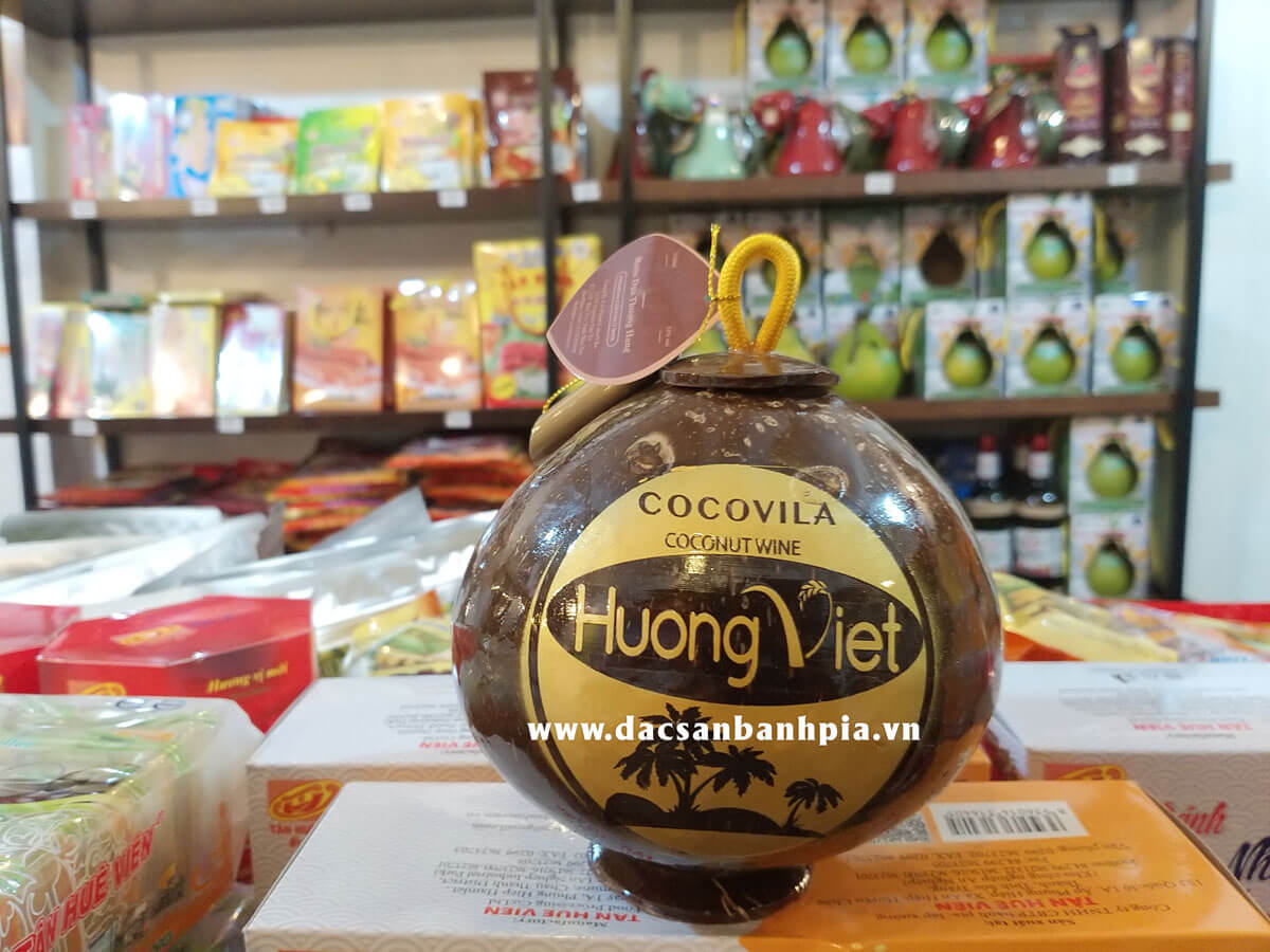 ruou-dua-ben-tre-35-do - Đặc sản bánh pía Sóc Trăng
